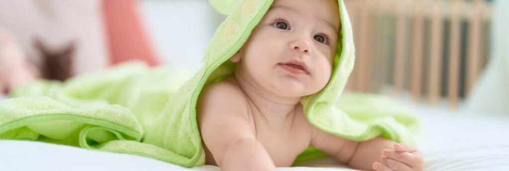 Signs Baby Doesn't Want To Be Swaddled: Reasons & Alternatives
